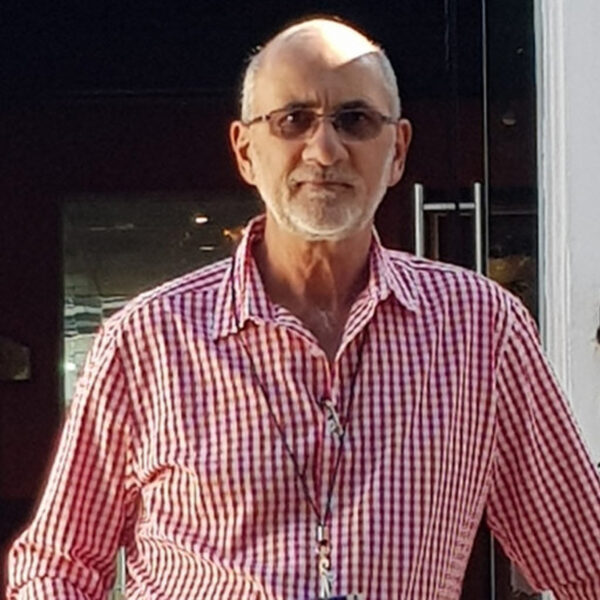 Johan Oosthuizen - African Advanced Academy